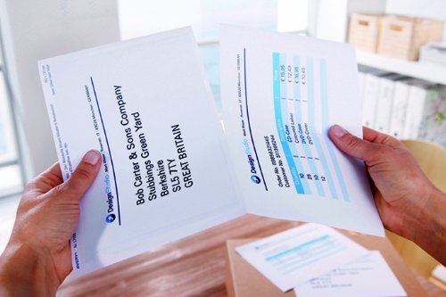 The Office Guys :; AVERY® Half Label Half Delivery Note Shipping Labels